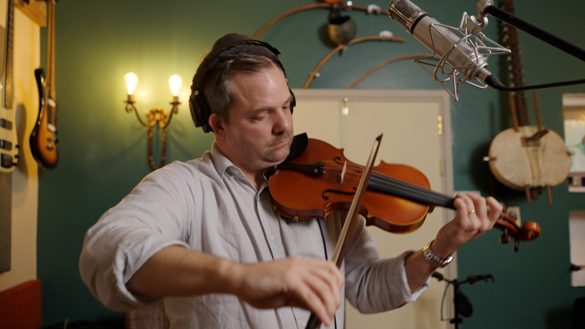 Join Jenny and James with Julie and the Roundabout Singers in Singing ...